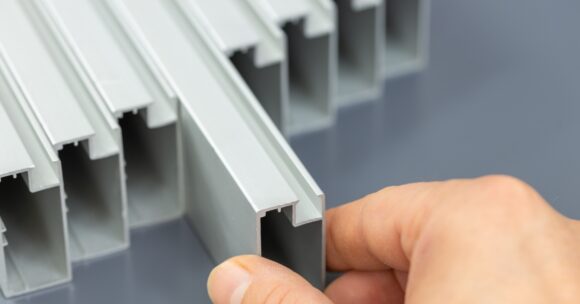 7 Reasons To Build an Aluminum T-Slot Enclosure